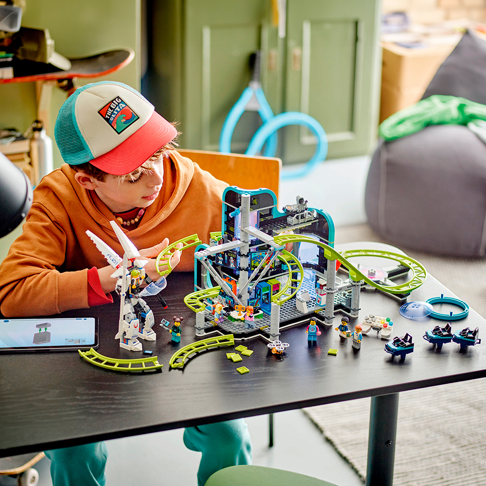 Lego City - Robot World Roller-Coaster Park - LEGO